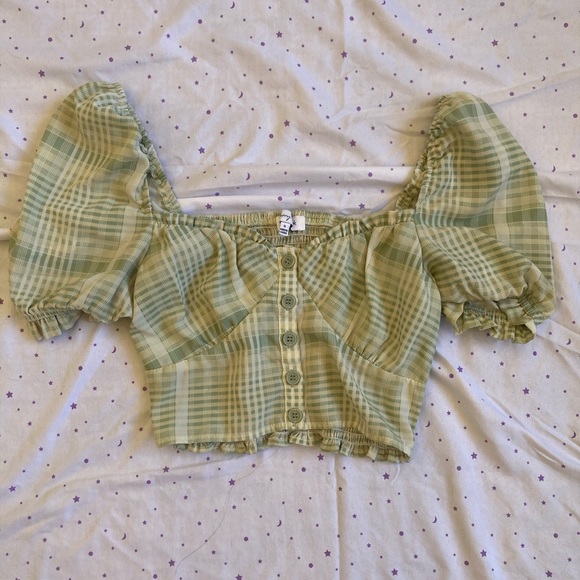 Tops | Adorable Green And White Cottage Core Top | Poshmark
